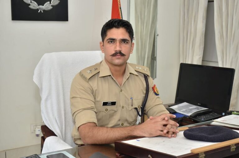This IPS Officer’s Compassion for Nature and Police Officials is Unmatched