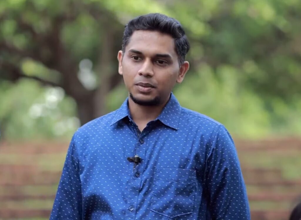 Oracle Engineer Kiran PB Topped UPSC CSE 2021 Personality Test in His ...