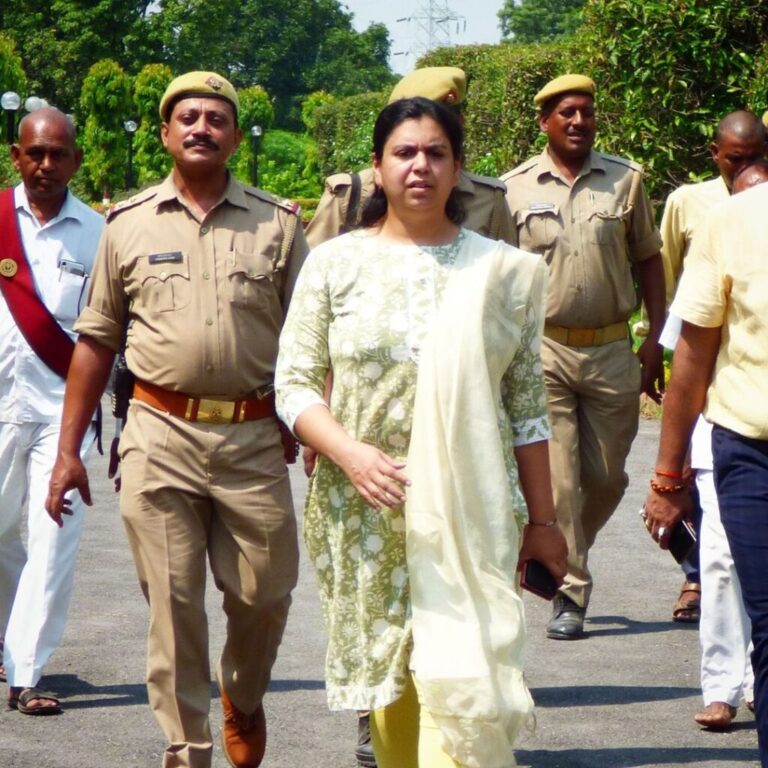 10 Things To Do, To Excel And Stand Out At Your Workplace: IAS Officer ...