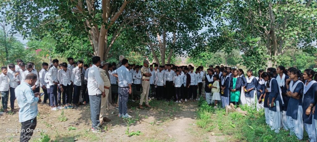 Anubhuti: A Forest Camp Organised by Sendhwa Forest Department to ...