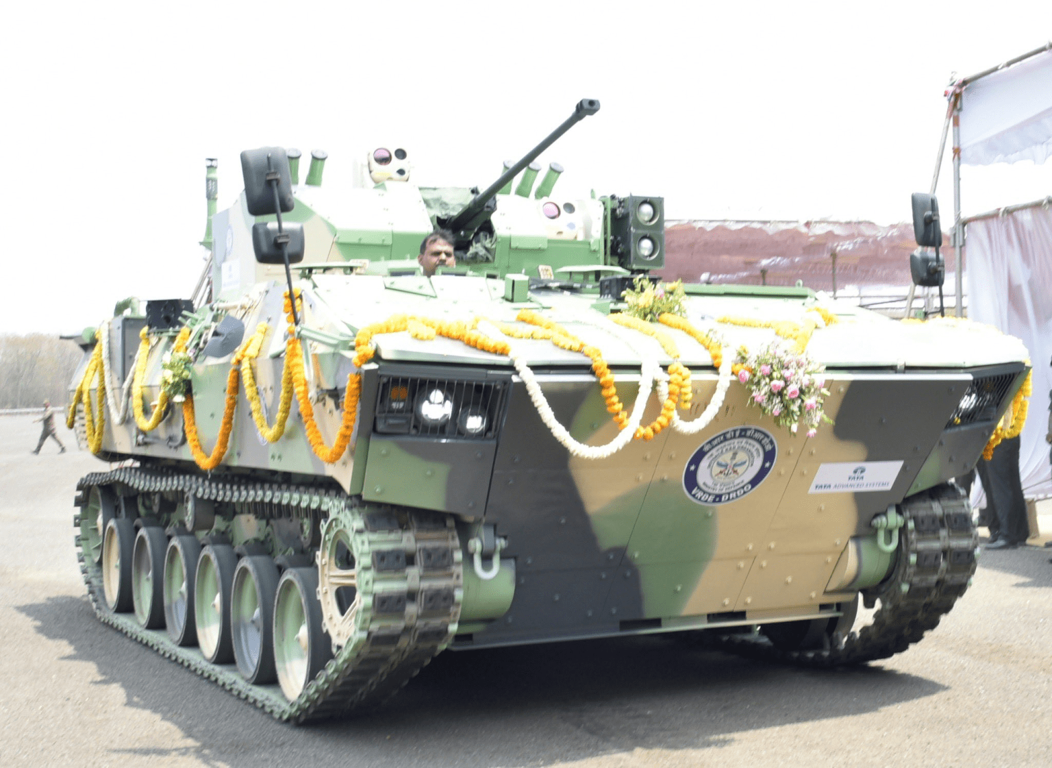 DRDO Unveils Advanced Tracked and Wheeled Armoured Platforms with ...